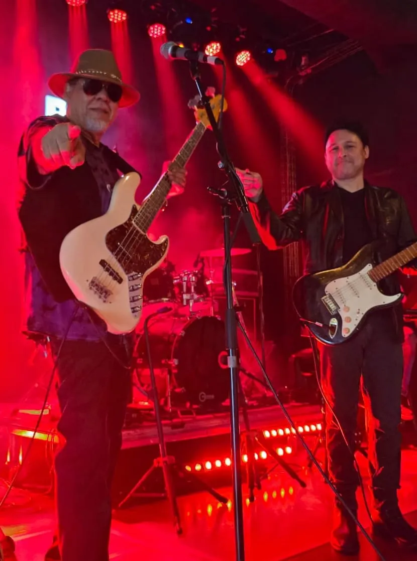 Backdraft Live Cover Band - Sábado 7 - Playa Caracol Life Style